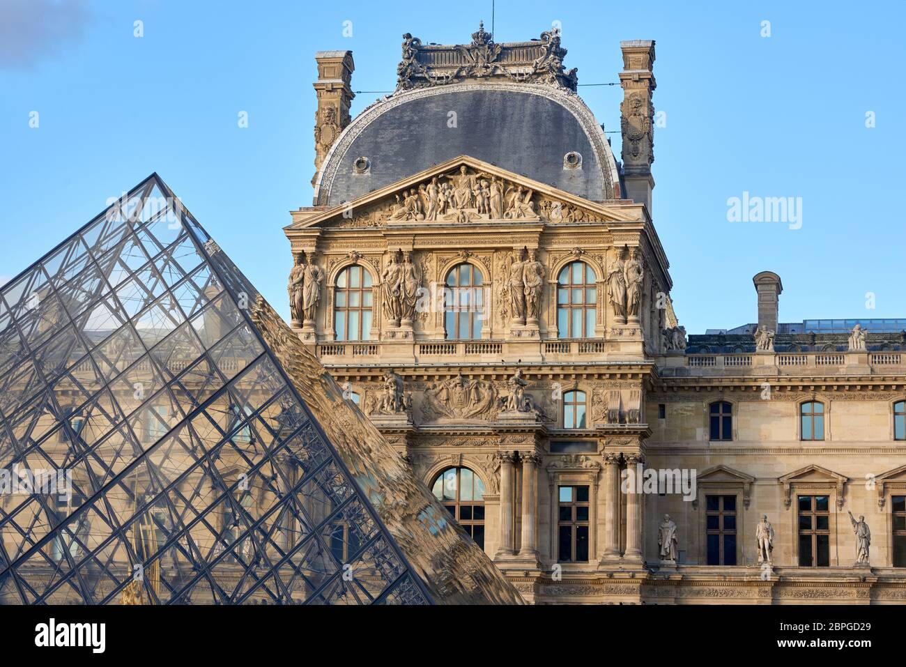 Louvre museum facade hi-res stock photography and images - Alamy