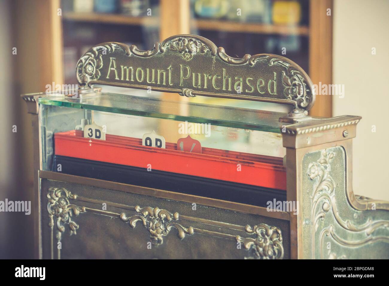 Old fashioned shop counter hi-res stock photography and images - Alamy