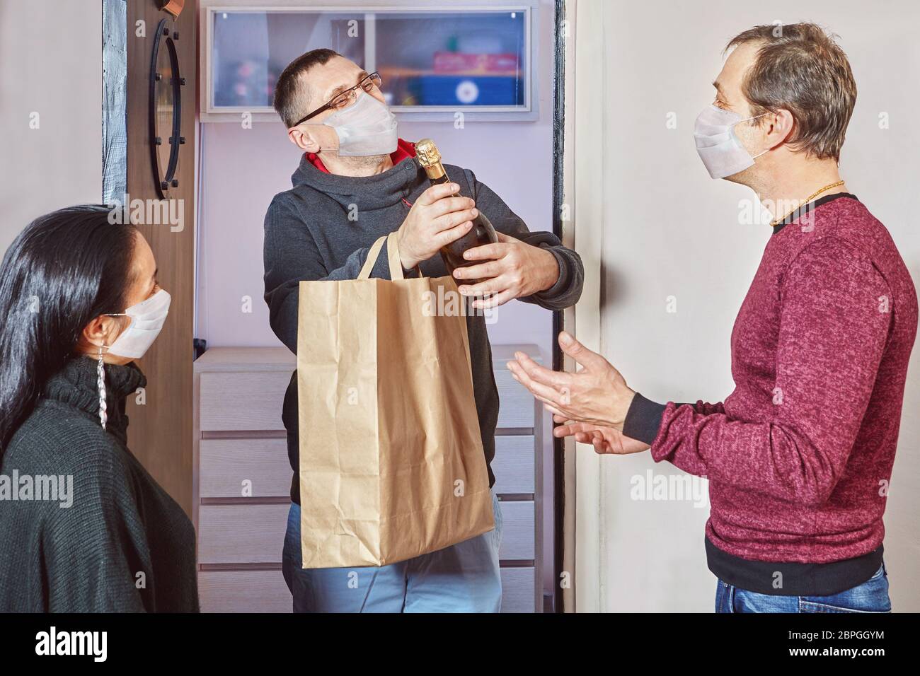 Isolation guests hi-res stock photography and images - Alamy