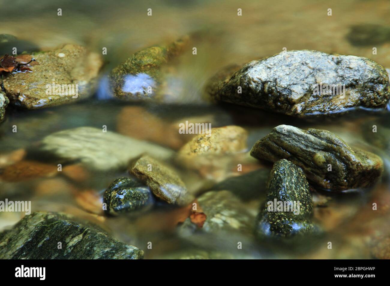 Waterfall close crop hi-res stock photography and images - Alamy