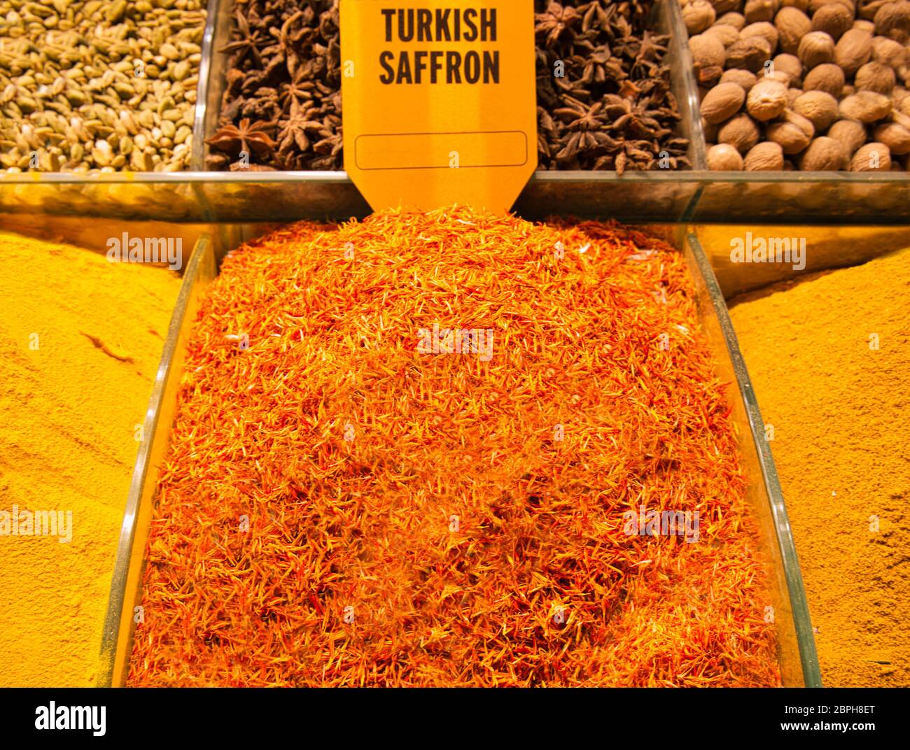 Sale of saffron and other spices at an Arab bazaar in Istanbul Stock ...