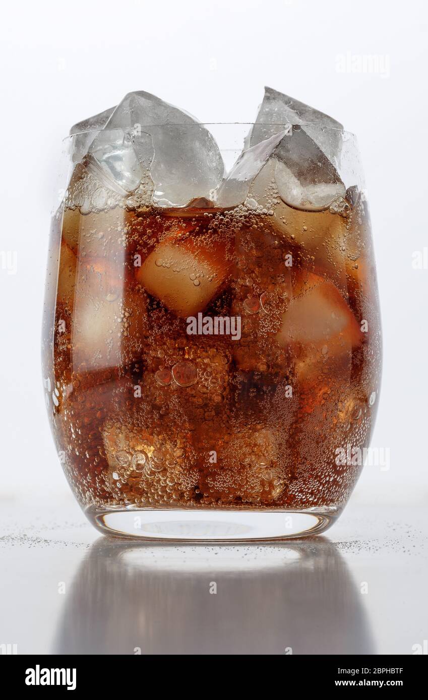 Glass Of Coca Cola High Resolution Stock Photography and Images - Alamy