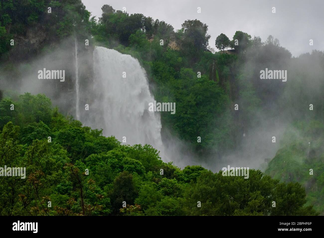 Marmore waterfalls in terni hi-res stock photography and images - Alamy