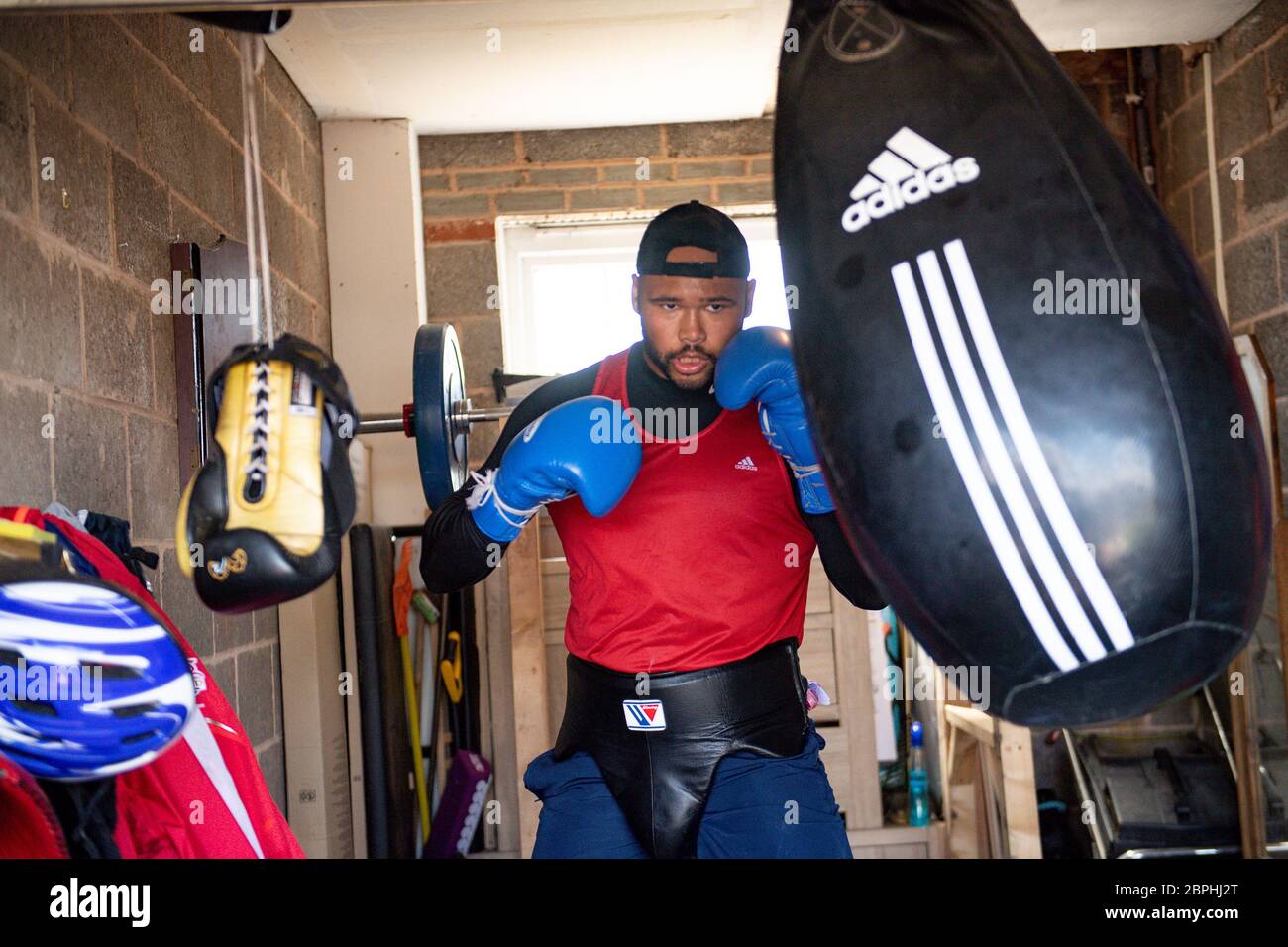British boxer frazer clarke trains hi-res stock photography and images ...