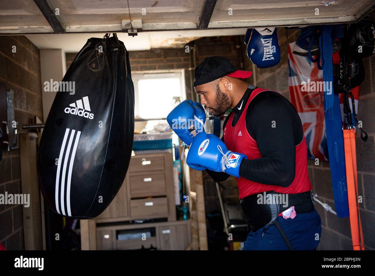 British boxer frazer clarke trains hi-res stock photography and images ...