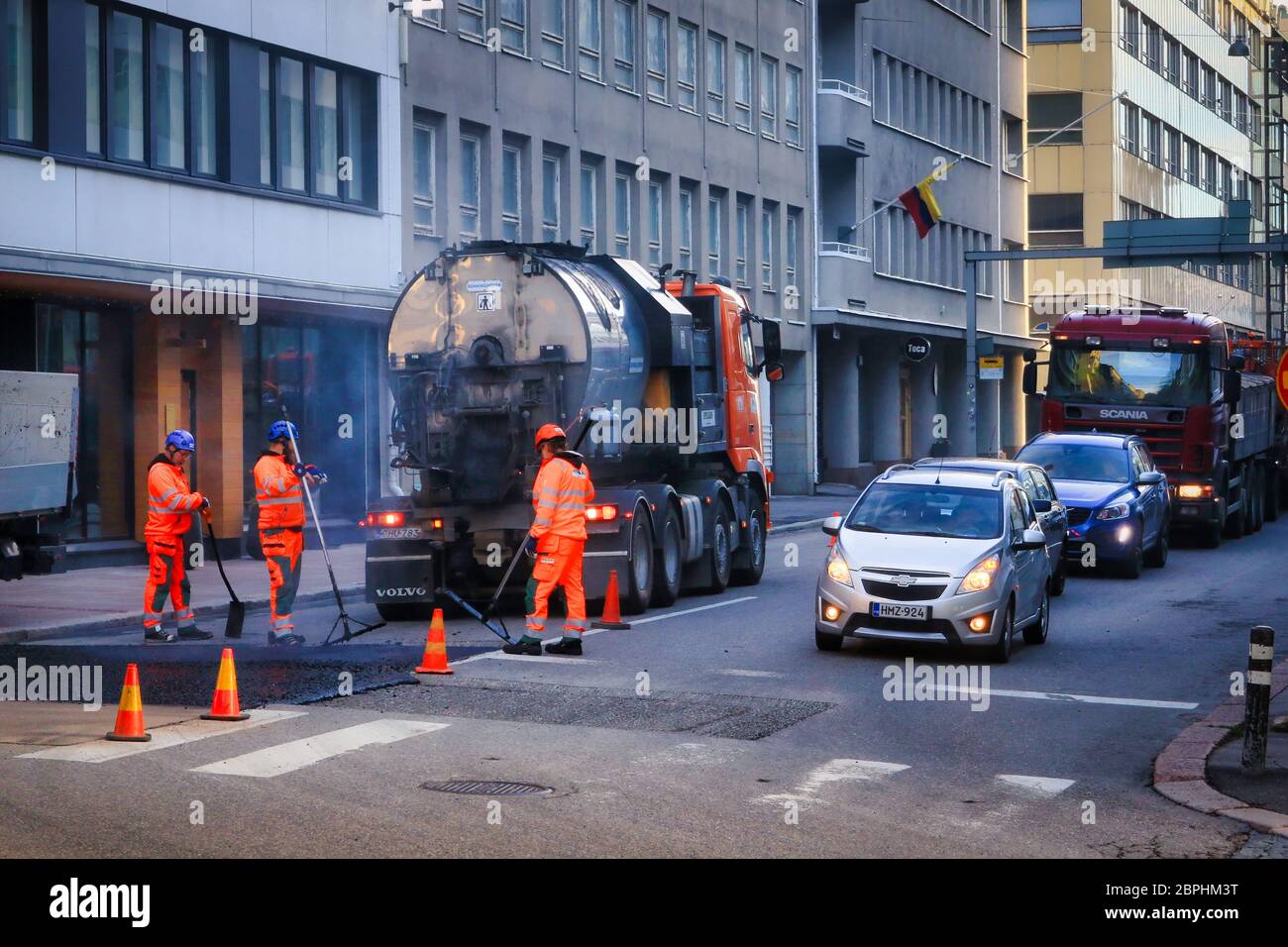 Street paving crew hi-res stock photography and images - Alamy