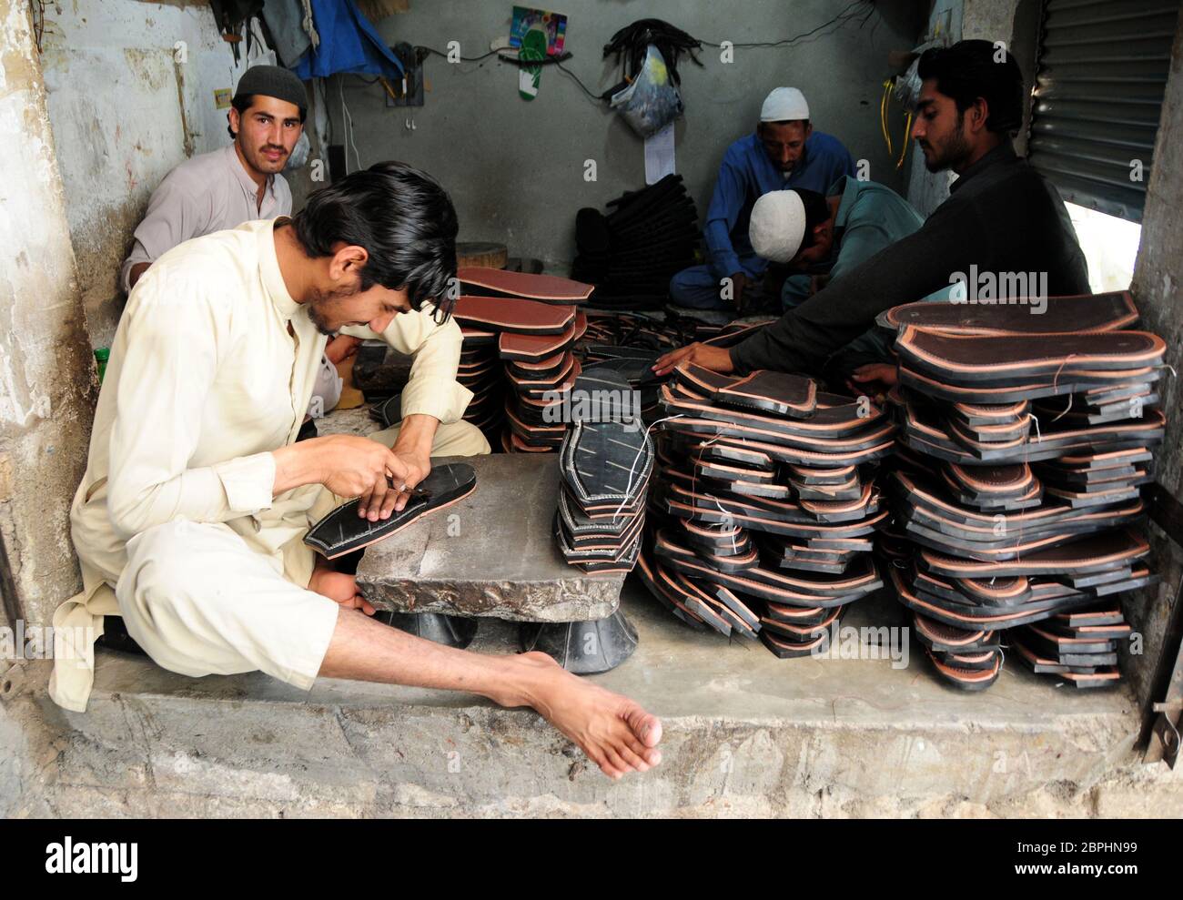 Pakistan traditional shoes hi-res stock photography and images - Alamy