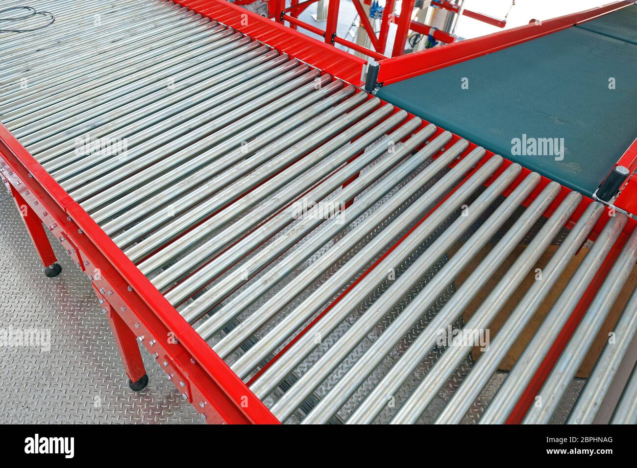 Conveyor belt top view hi-res stock photography and images - Alamy