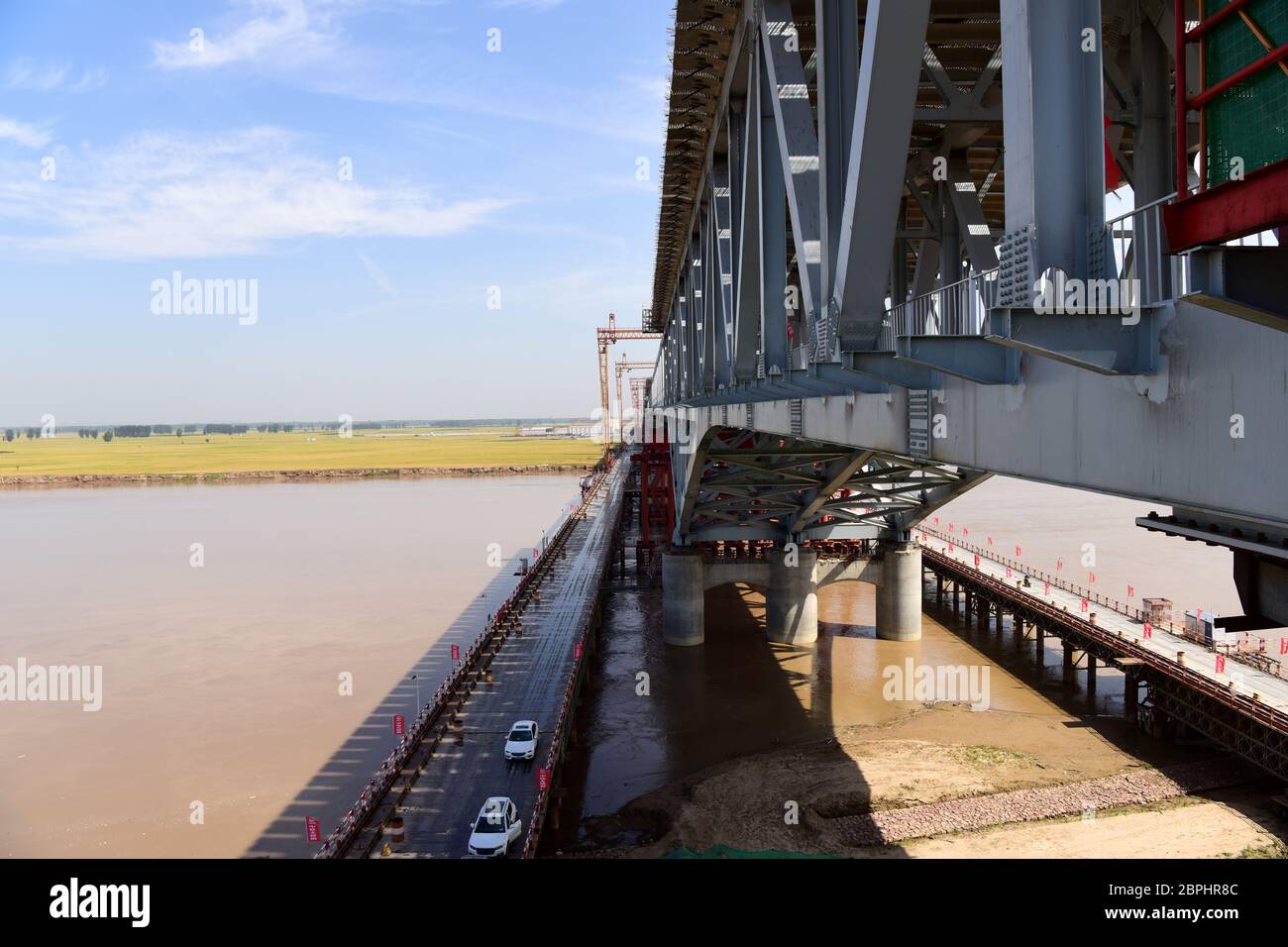 Four track railway hi-res stock photography and images - Alamy