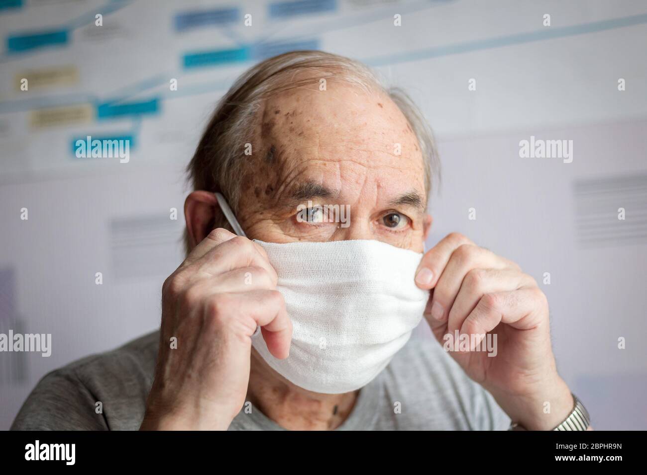 Elderly man on self-isolation home Stock Photo - Alamy
