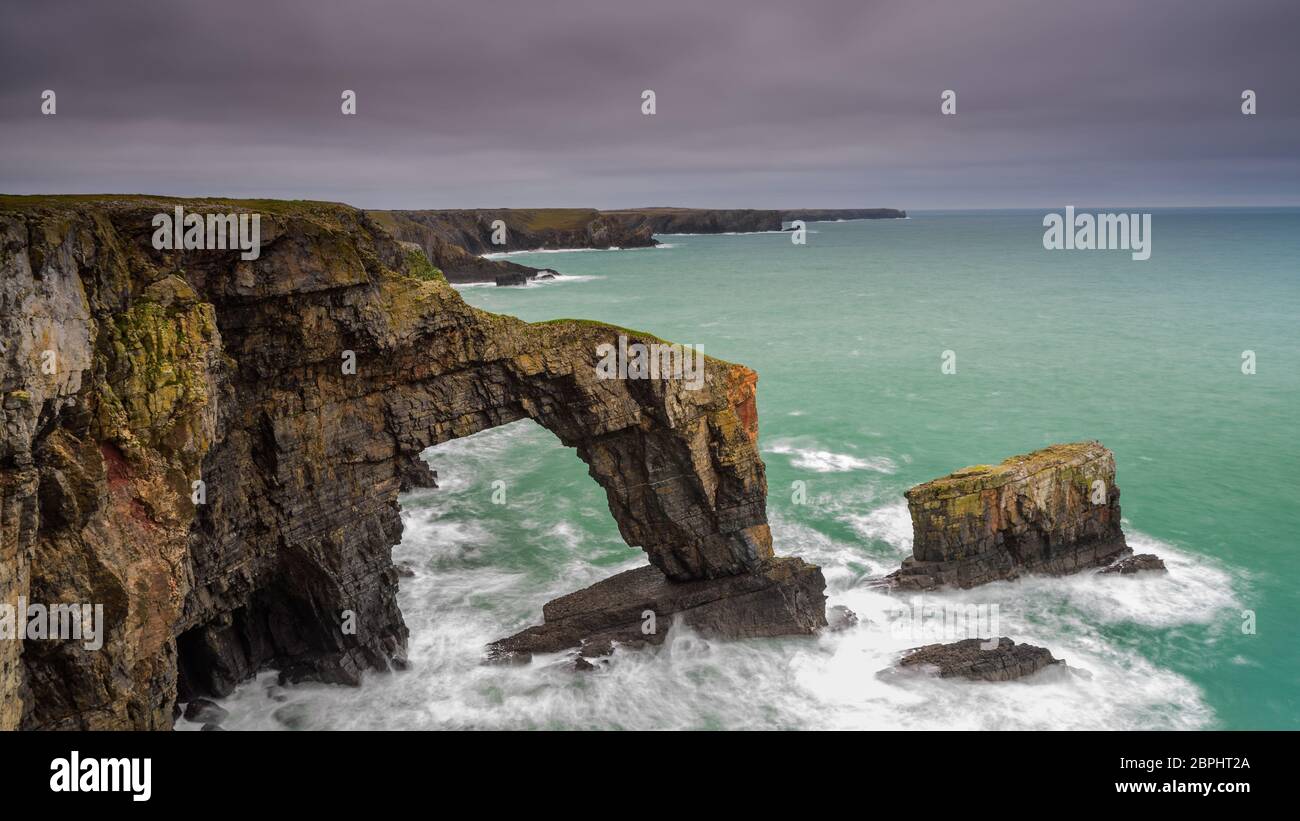 Cornwall most famous wave hi-res stock photography and images - Alamy