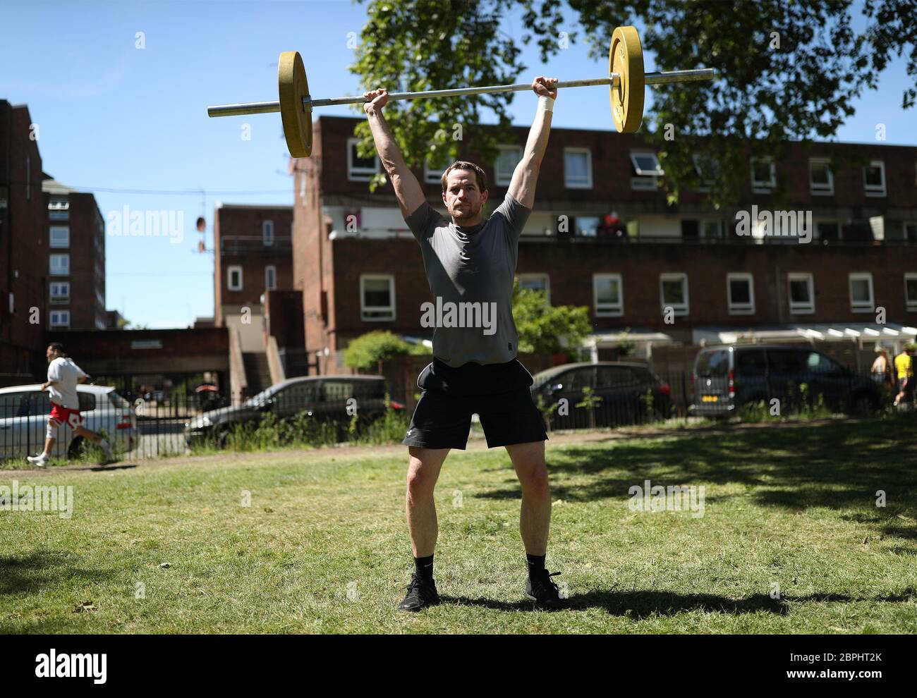 Lifts 50kgs weights hi-res stock photography and images - Alamy