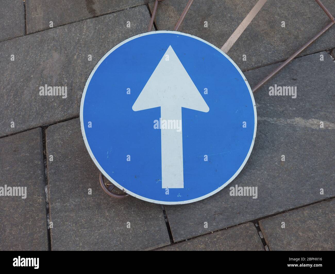 Regulatory signs, proceed in direction indicated by arrow traffic sign ...