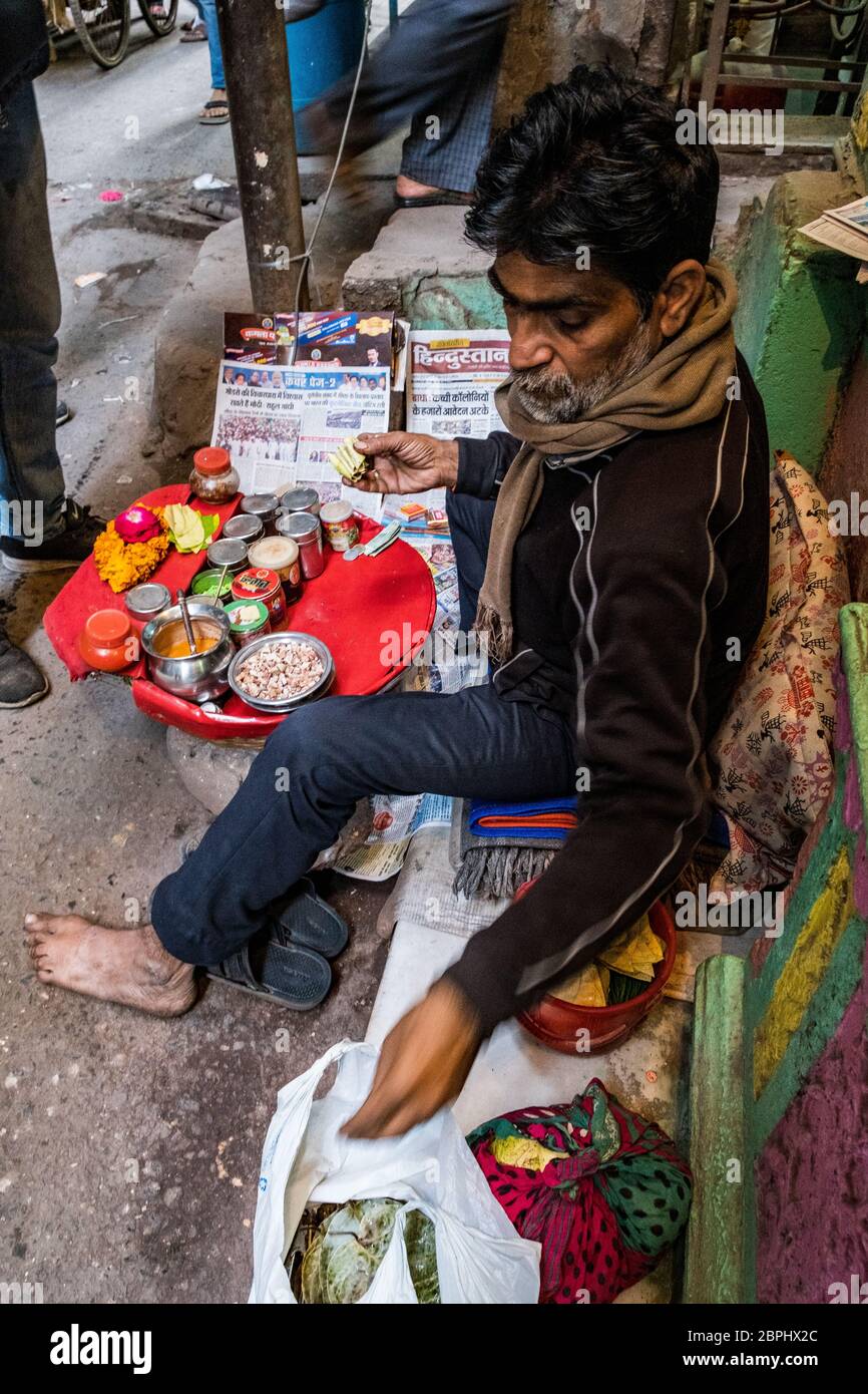 Street Life in Delhi Stock Photo - Alamy