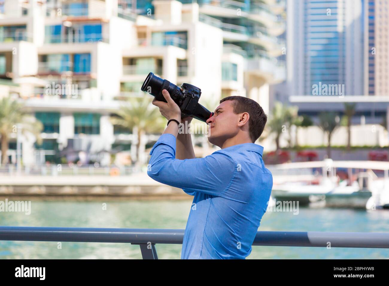 Dubai photographer hi-res stock photography and images - Alamy