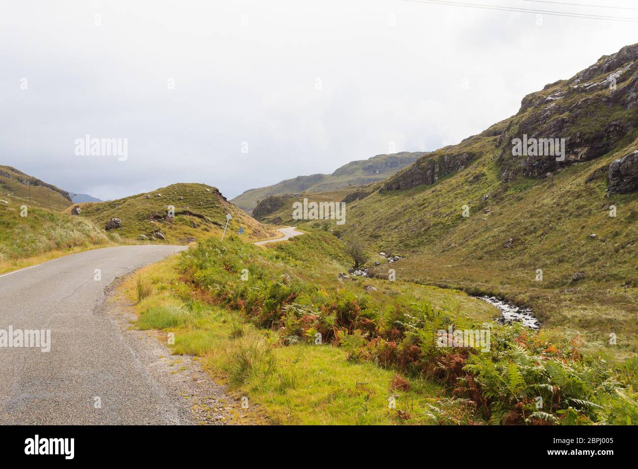 Scottish road trough countryside hi-res stock photography and images ...
