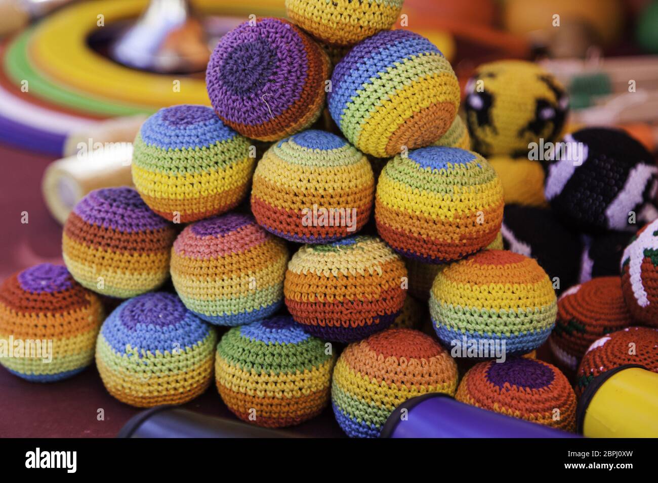 Handcrafted objects for juggling and spectacle, detail of fire and fun ...