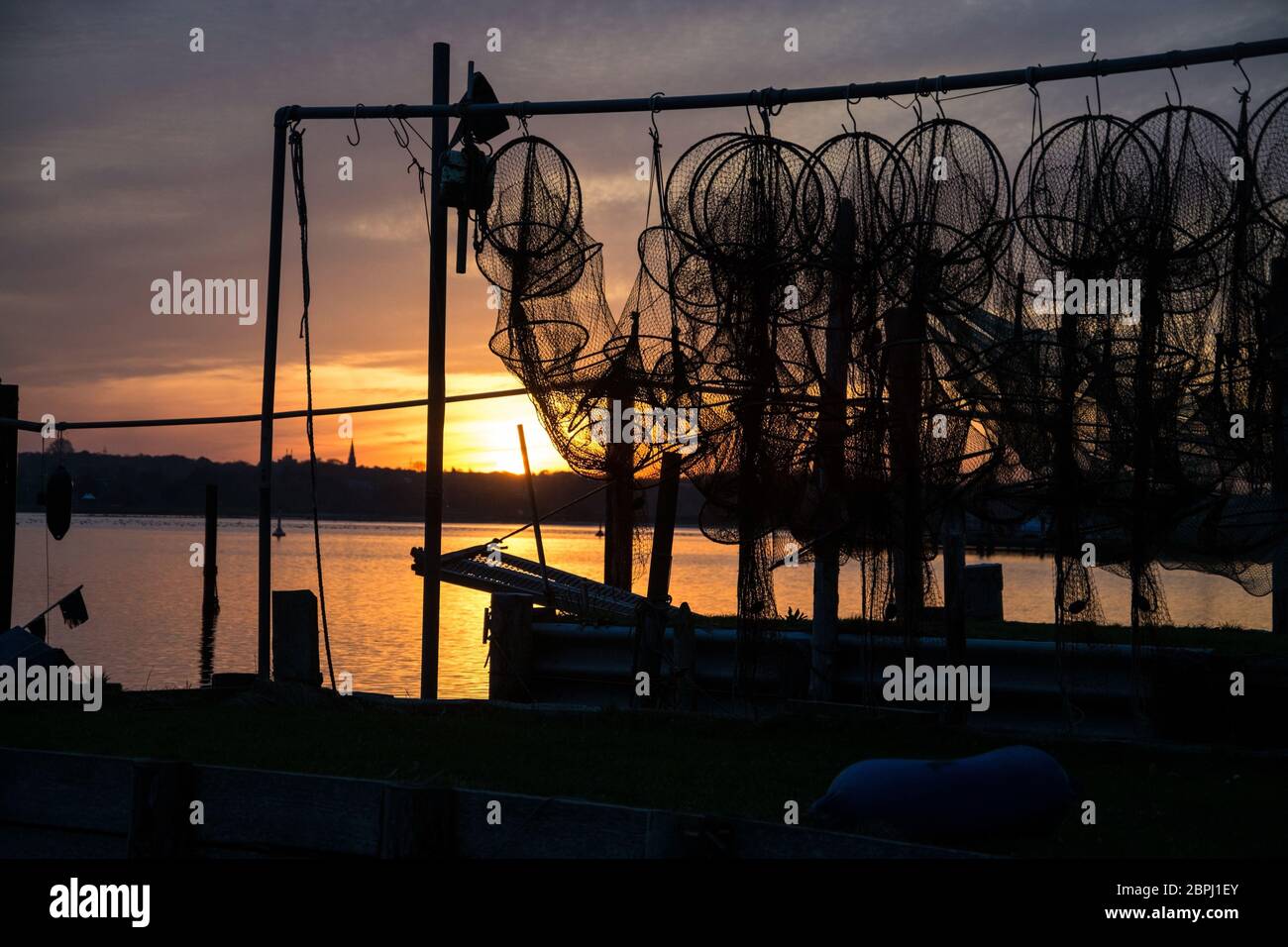 Stationary trap hi-res stock photography and images - Alamy