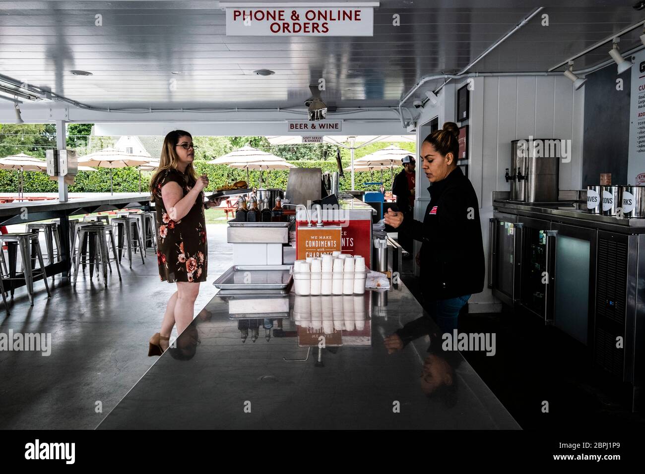 Gott's Roadside. Member of an area fast-food chain with indoor-outdoor ...