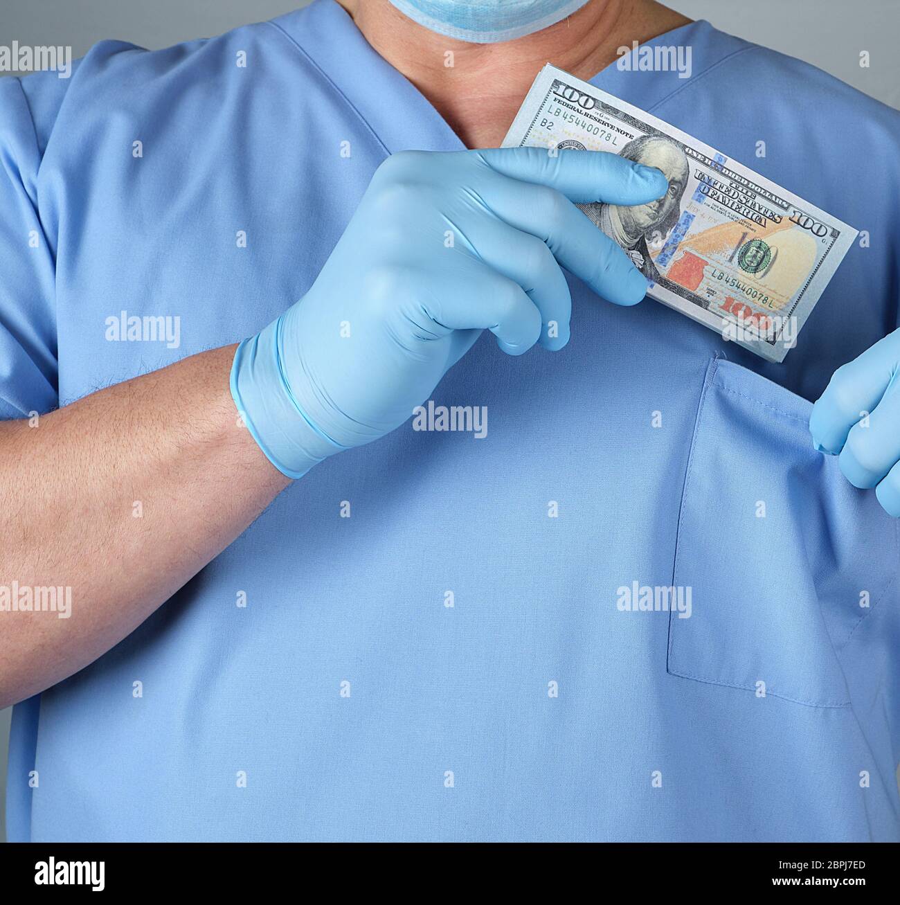 Receive bribes hi-res stock photography and images - Alamy