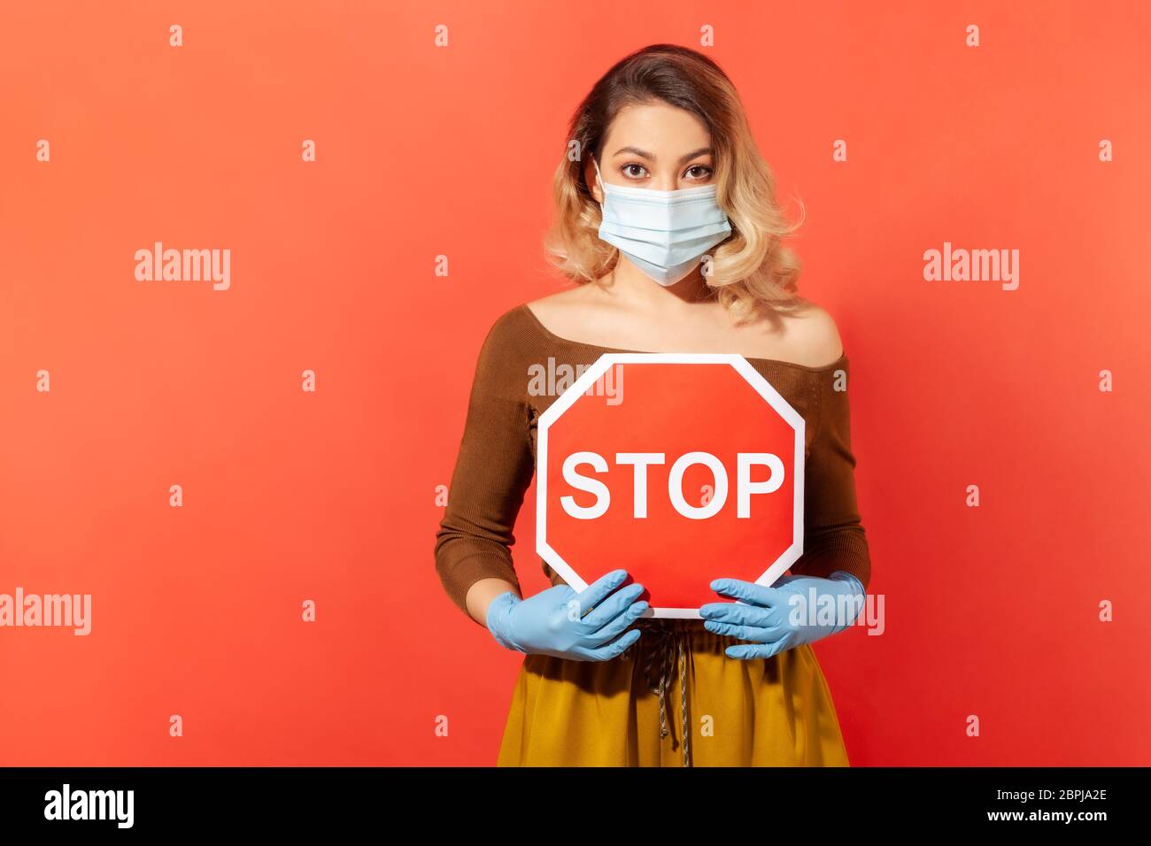 Wear gloves prohibition sign hi-res stock photography and images - Alamy