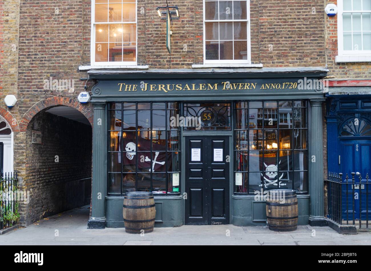London, UK: Dec 2, 2017: The Jerusalem Tavern on Britton Street ...
