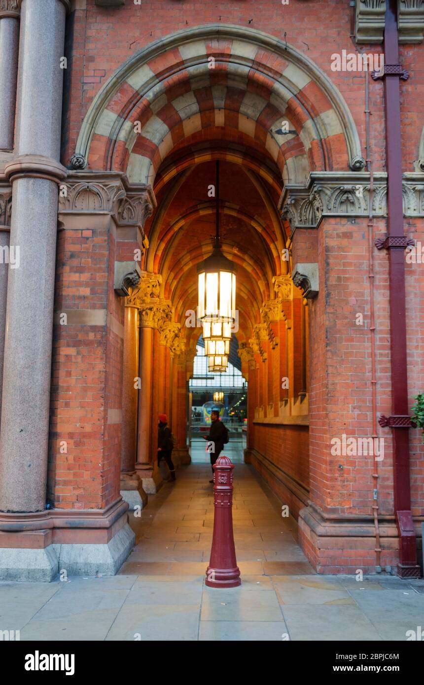 Entrance to cross arcade hi-res stock photography and images - Alamy