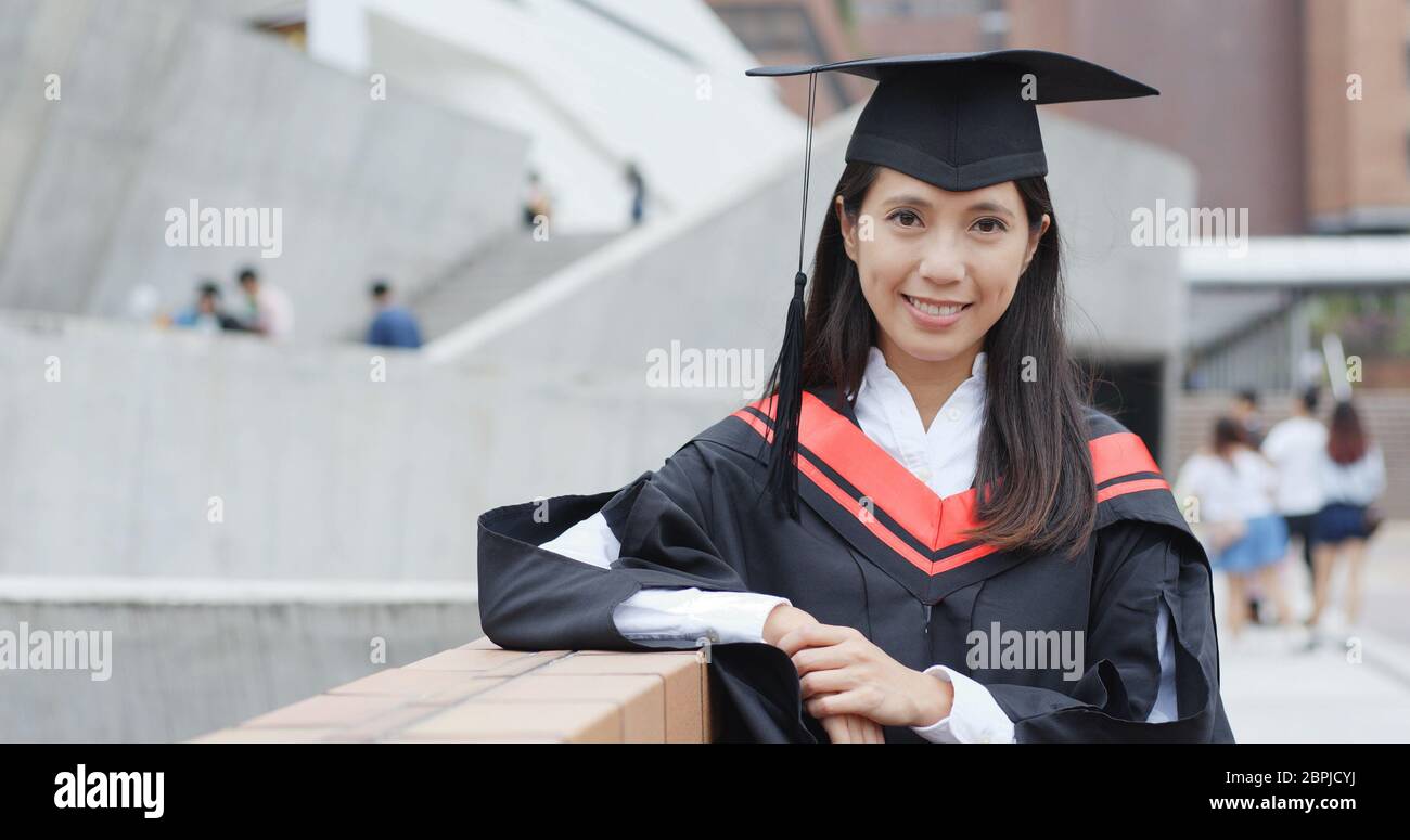Korean graduation ceremony hi-res stock photography and images - Alamy