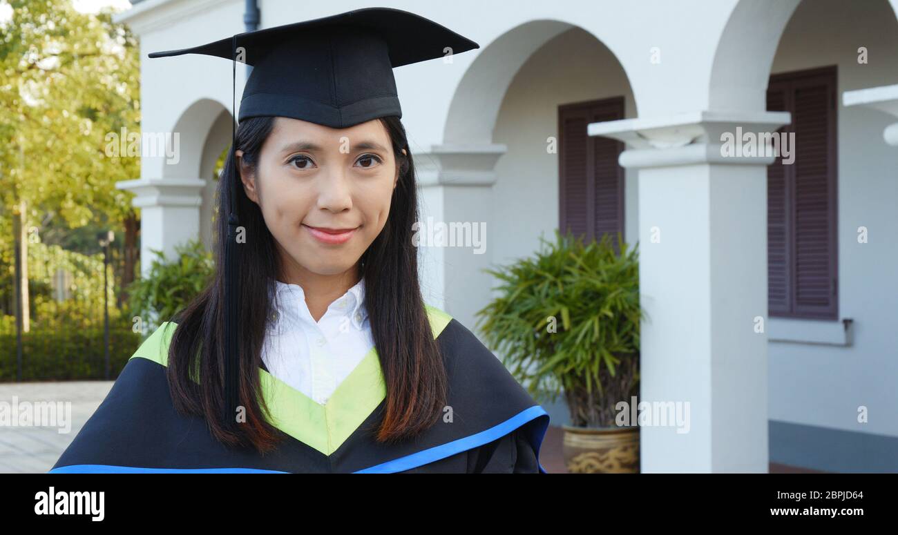 Korean graduation ceremony hi-res stock photography and images - Alamy
