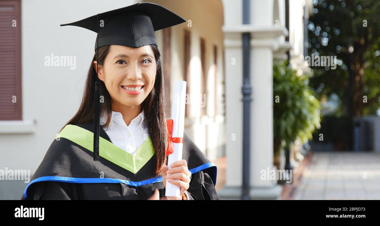 Korean graduation ceremony hi-res stock photography and images - Alamy
