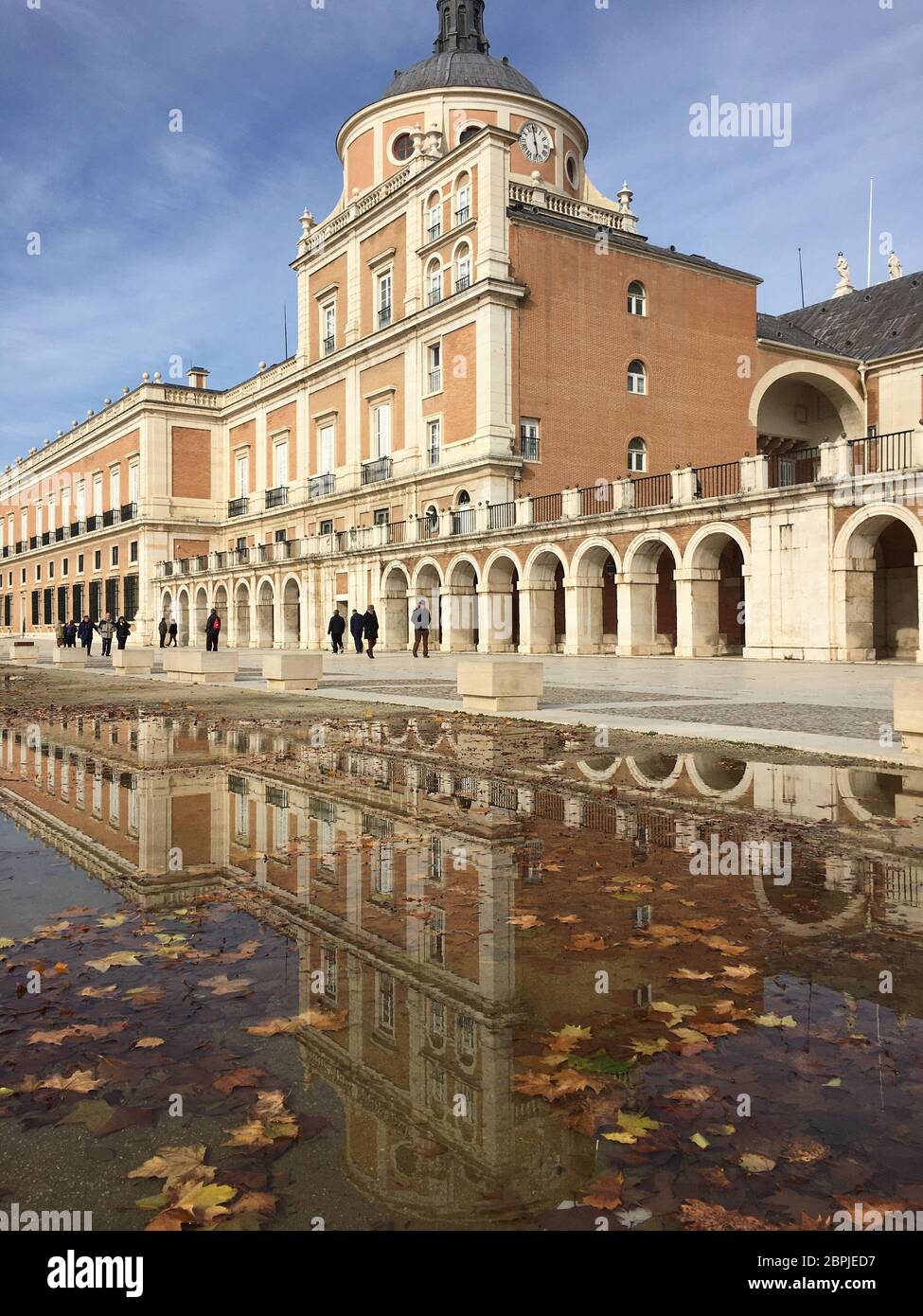 Exterior of the royal palace of Aranjuez Stock Photo - Alamy