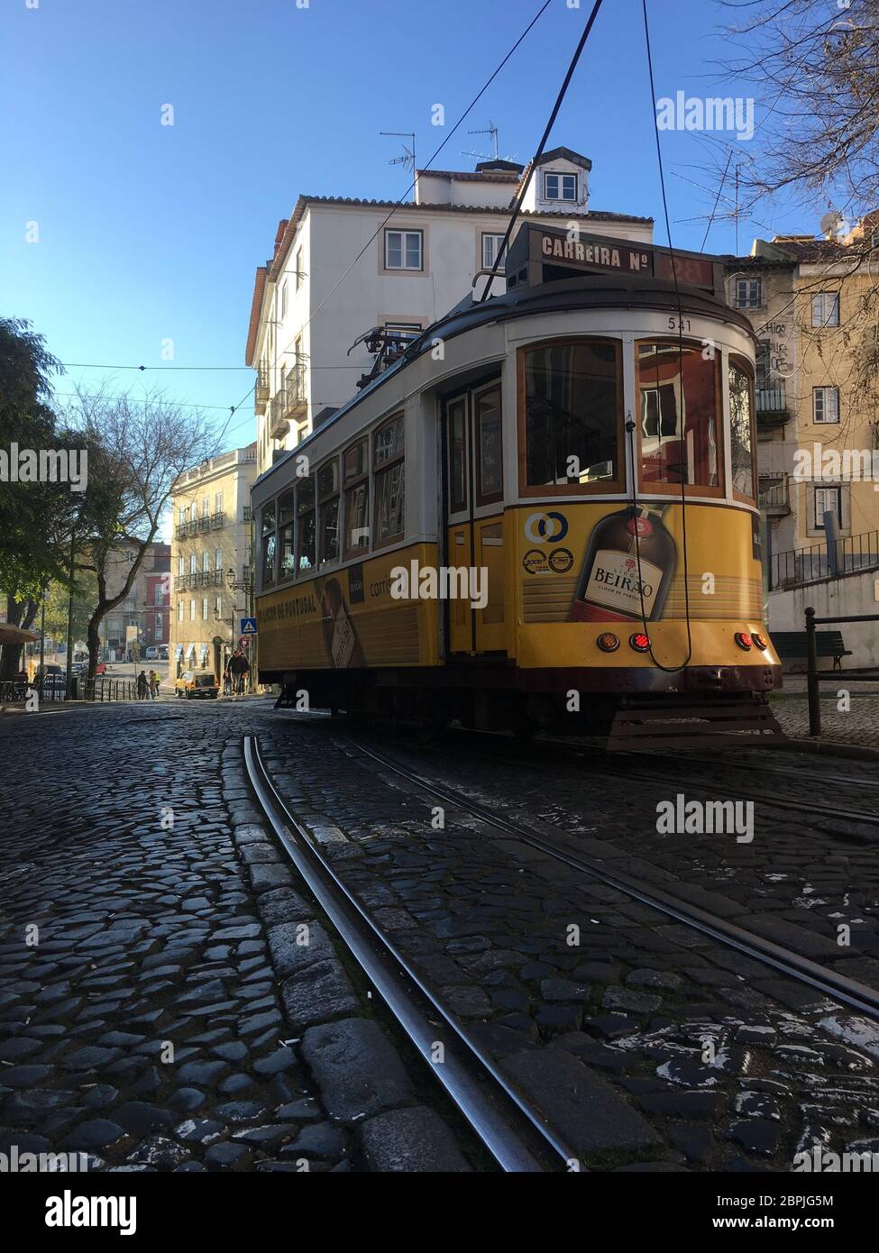 Tranvia lisboa hi-res stock photography and images - Alamy