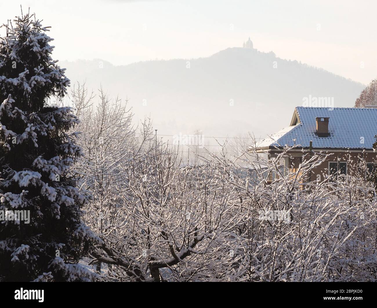 Snow on turin hi-res stock photography and images - Alamy