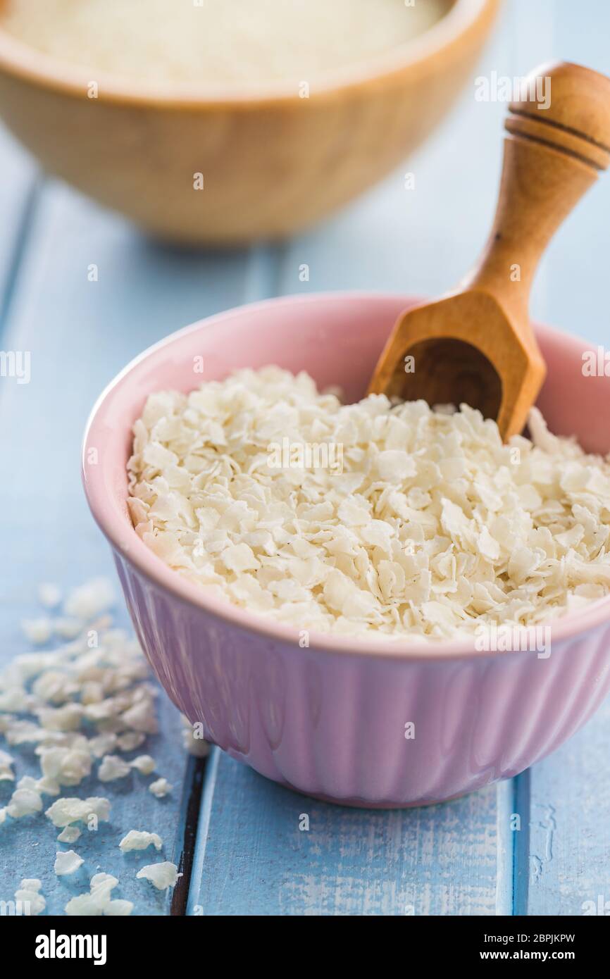 Wheat rice flakes cereal hi-res stock photography and images - Alamy