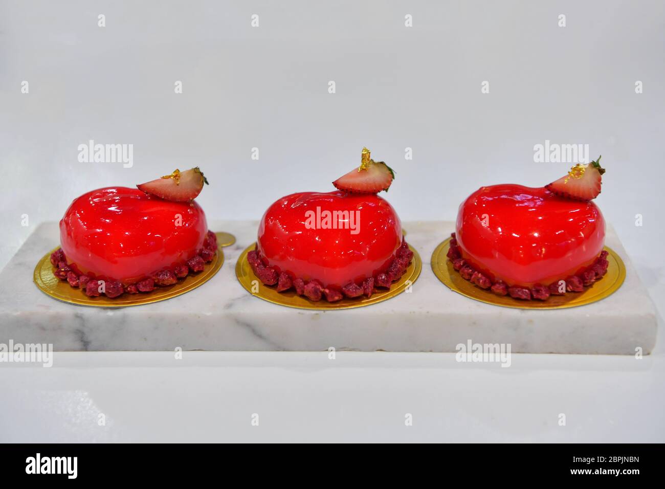 Modern dessert hi-res stock photography and images - Alamy