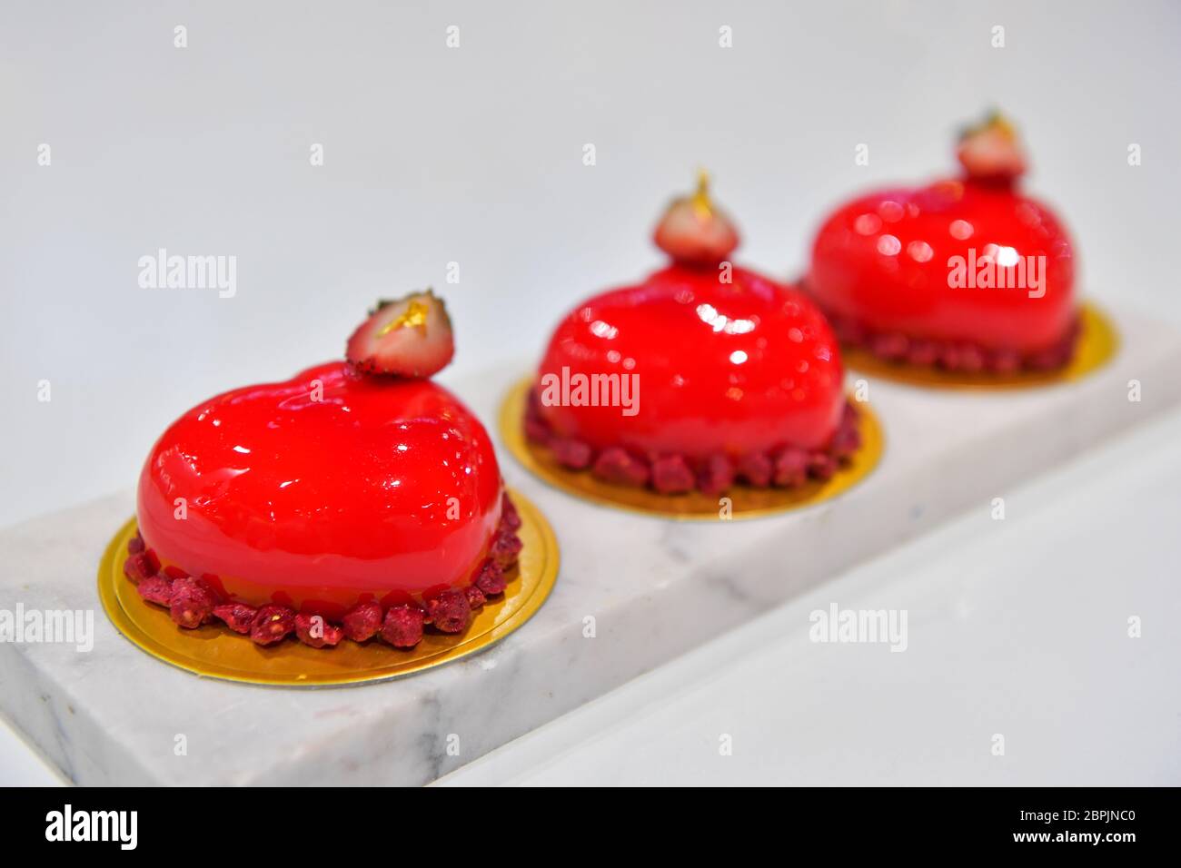 Modern dessert hi-res stock photography and images - Alamy