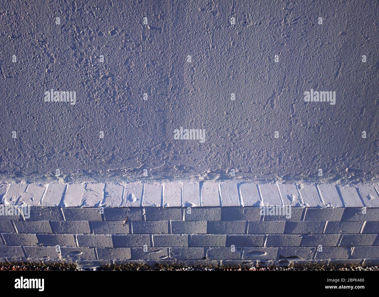 Dramatic vintage street wall texture background Stock Photo - Alamy