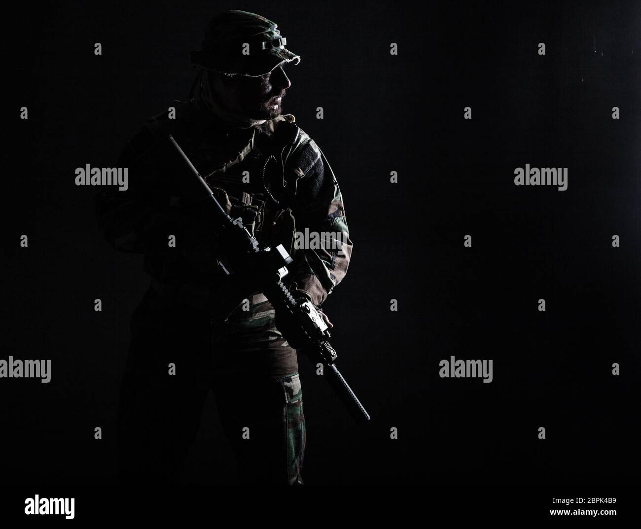 Sas Wearing Shemaghs