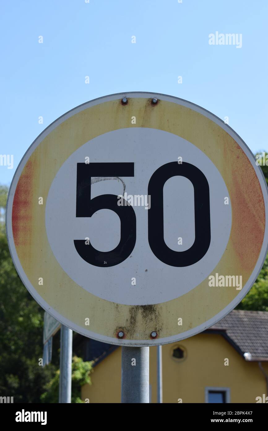 50 kph limit hi-res stock photography and images - Alamy