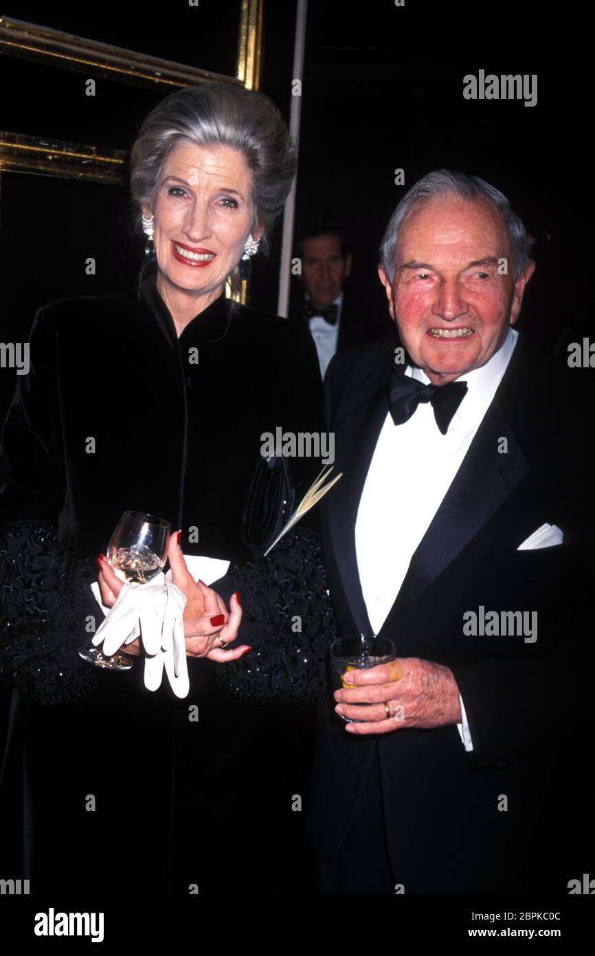 Nancy Kissinger At The 7Th Annual Thirteen/Wnet New York Gala Plaza ...