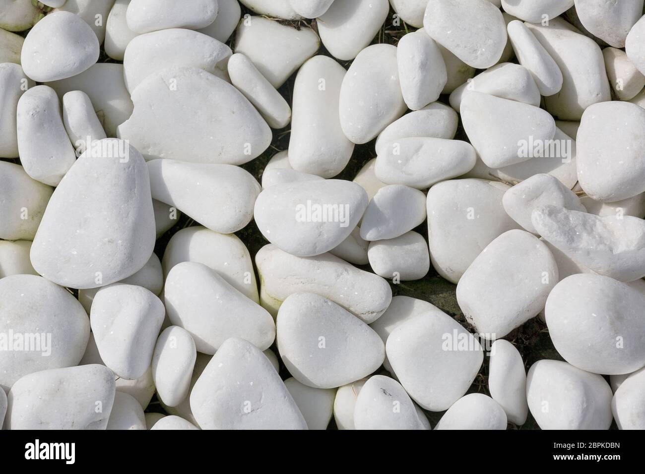 Smooth pebble hi-res stock photography and images - Alamy