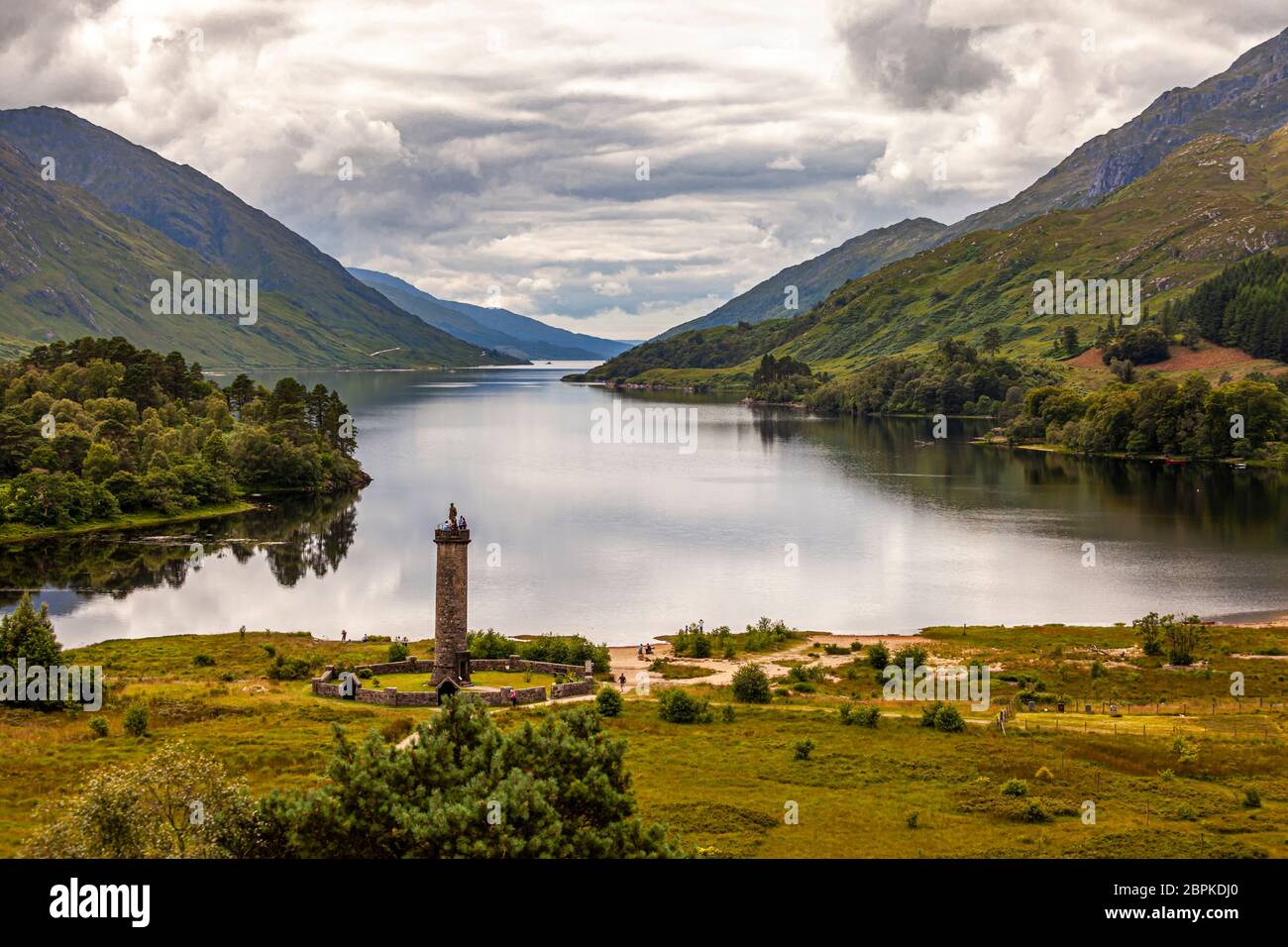 Loch Shiel with statue of Bonny Prince Charly in Glenfinnan, Scotland ...