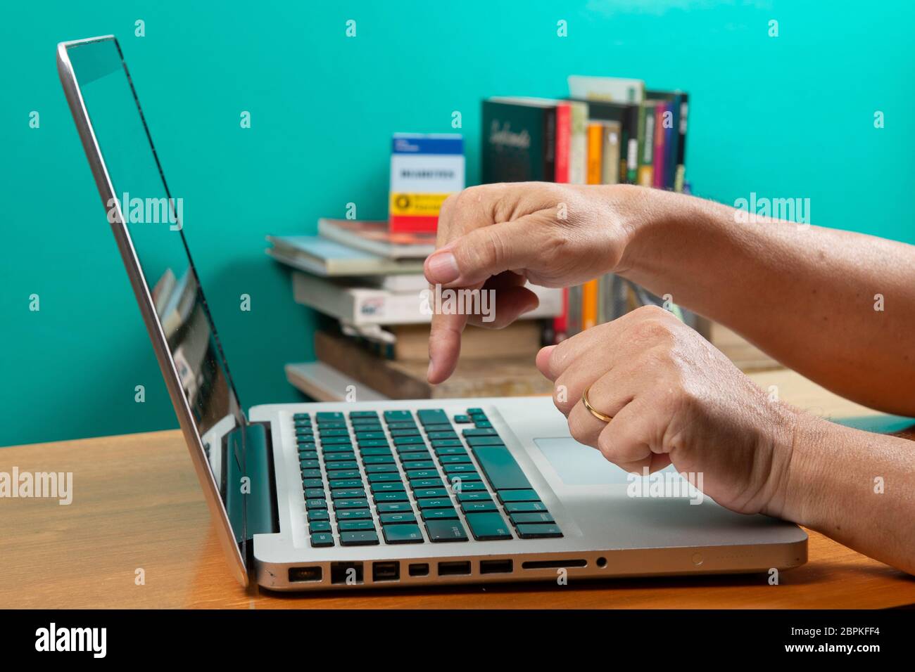 Medical books on desk technology hi-res stock photography and images ...