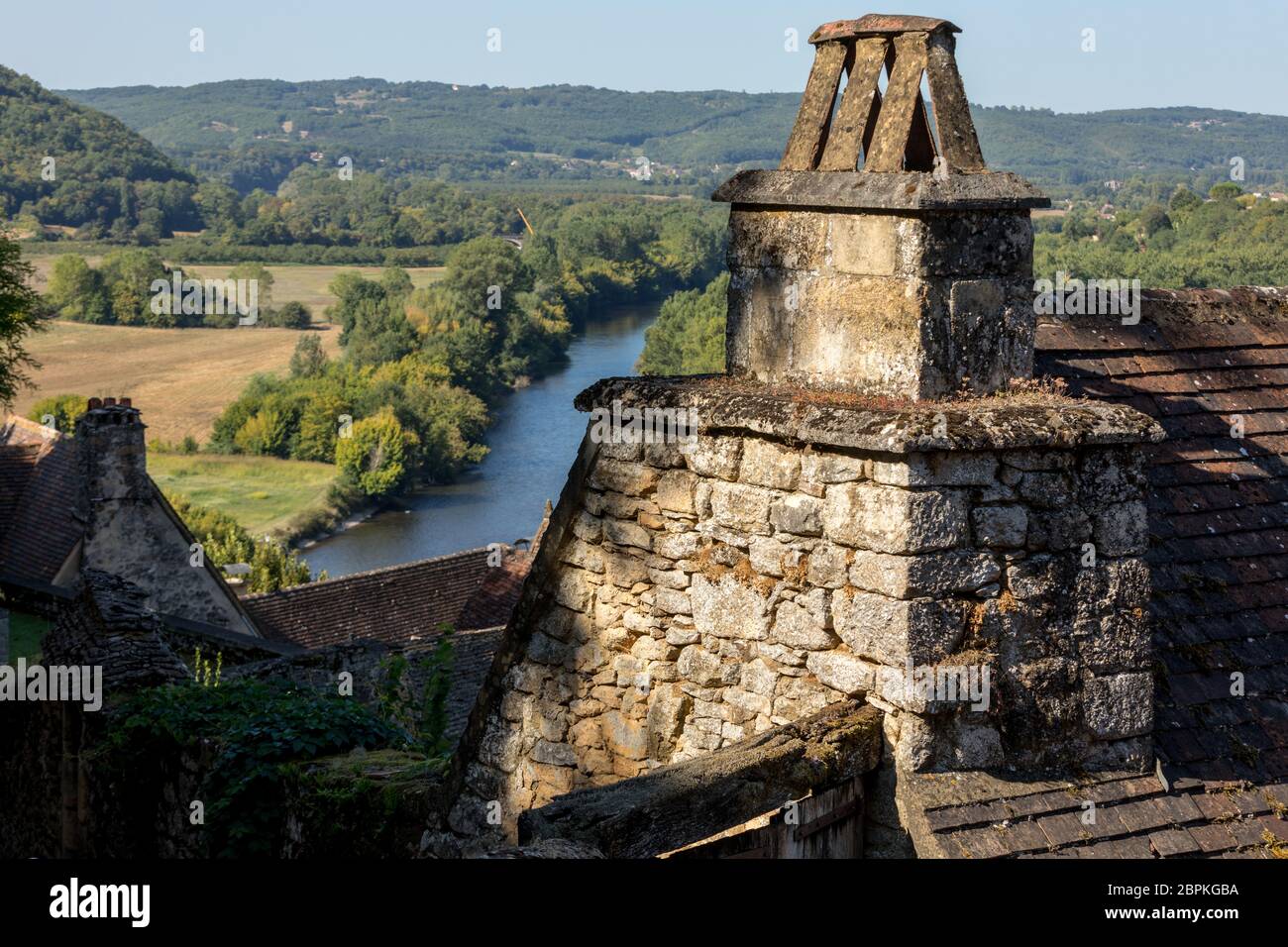 View of the valley of the Dordogne River from Beynac-et-Cazenac Castle ...