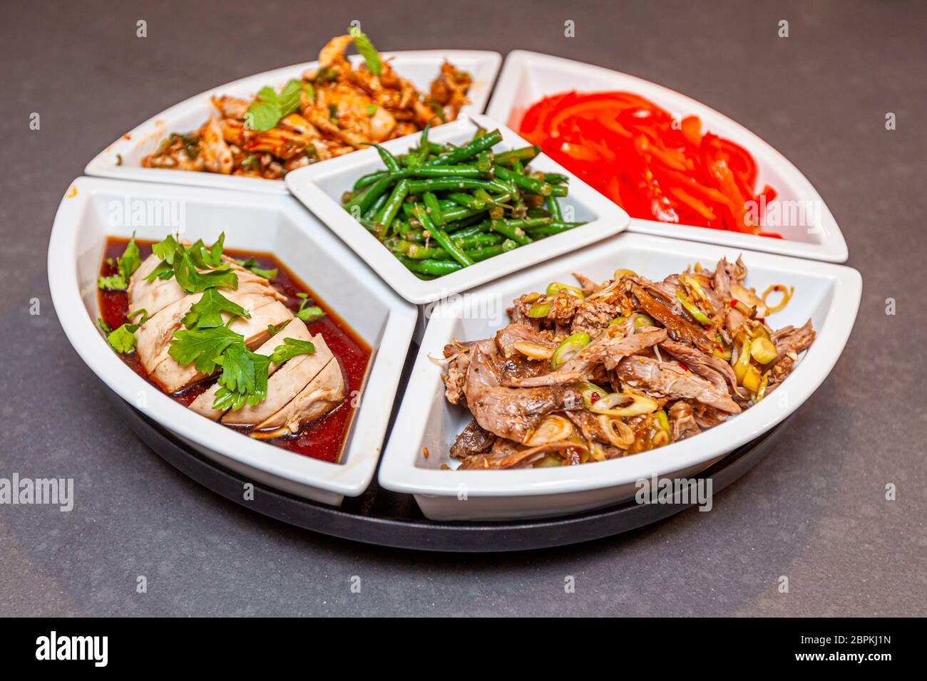 Authentic chinese cuisine hi-res stock photography and images - Alamy