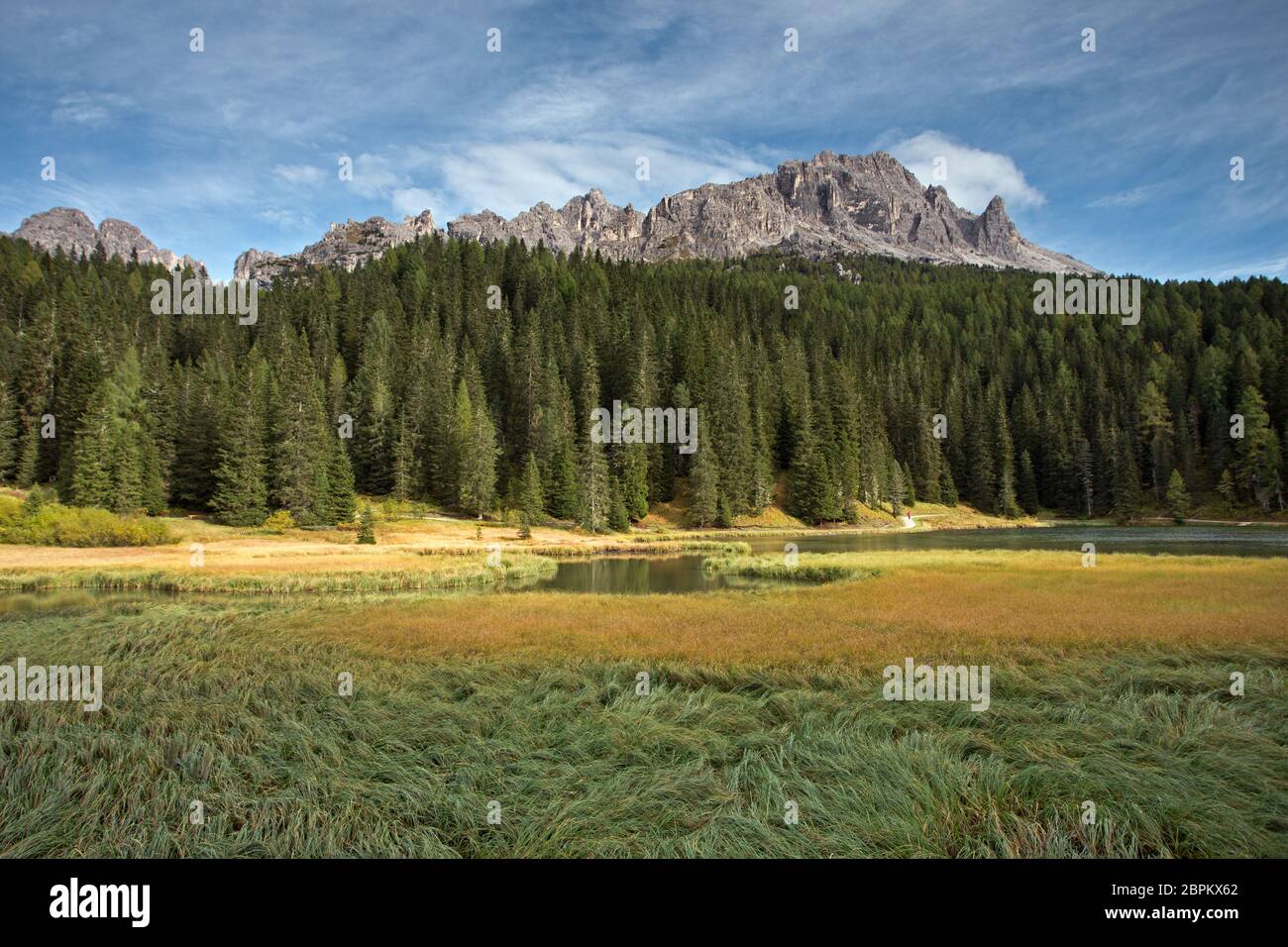 Lago di misurina hi-res stock photography and images - Alamy