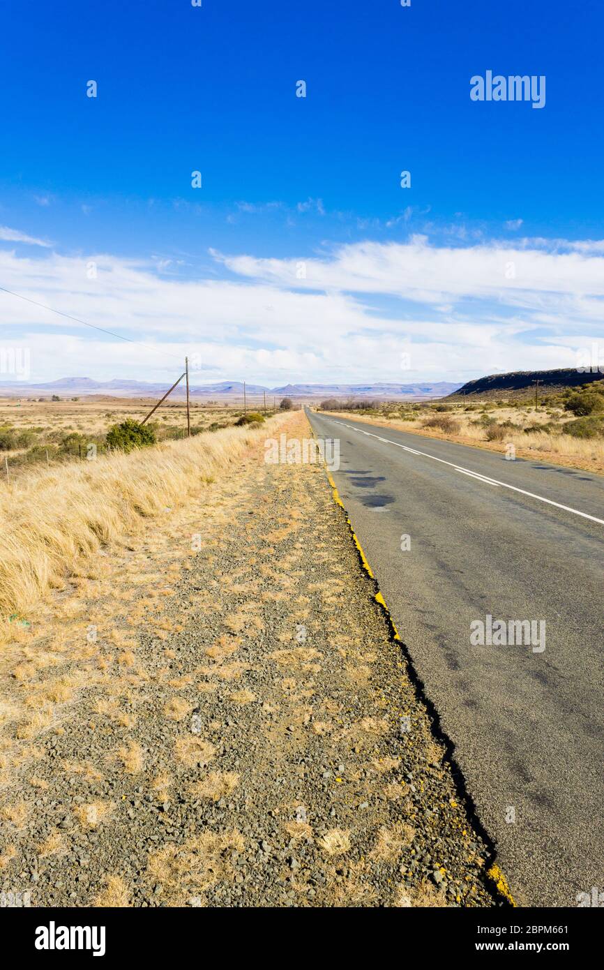 Perspective road from Orange Free State. On the road to Karoo, South ...