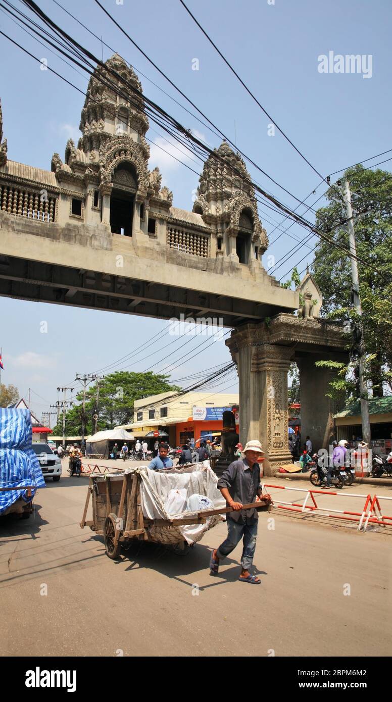 Border crossing between Thailand and Cambodia in Poipet. Cambodia Stock ...