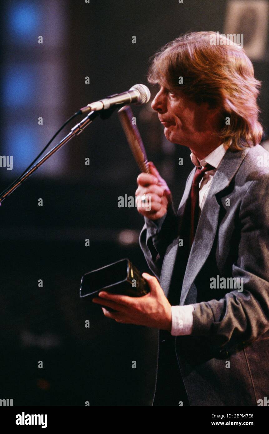 Show - 80er Jahre - Auftritt // 80er Jahre Stock Photo - Alamy