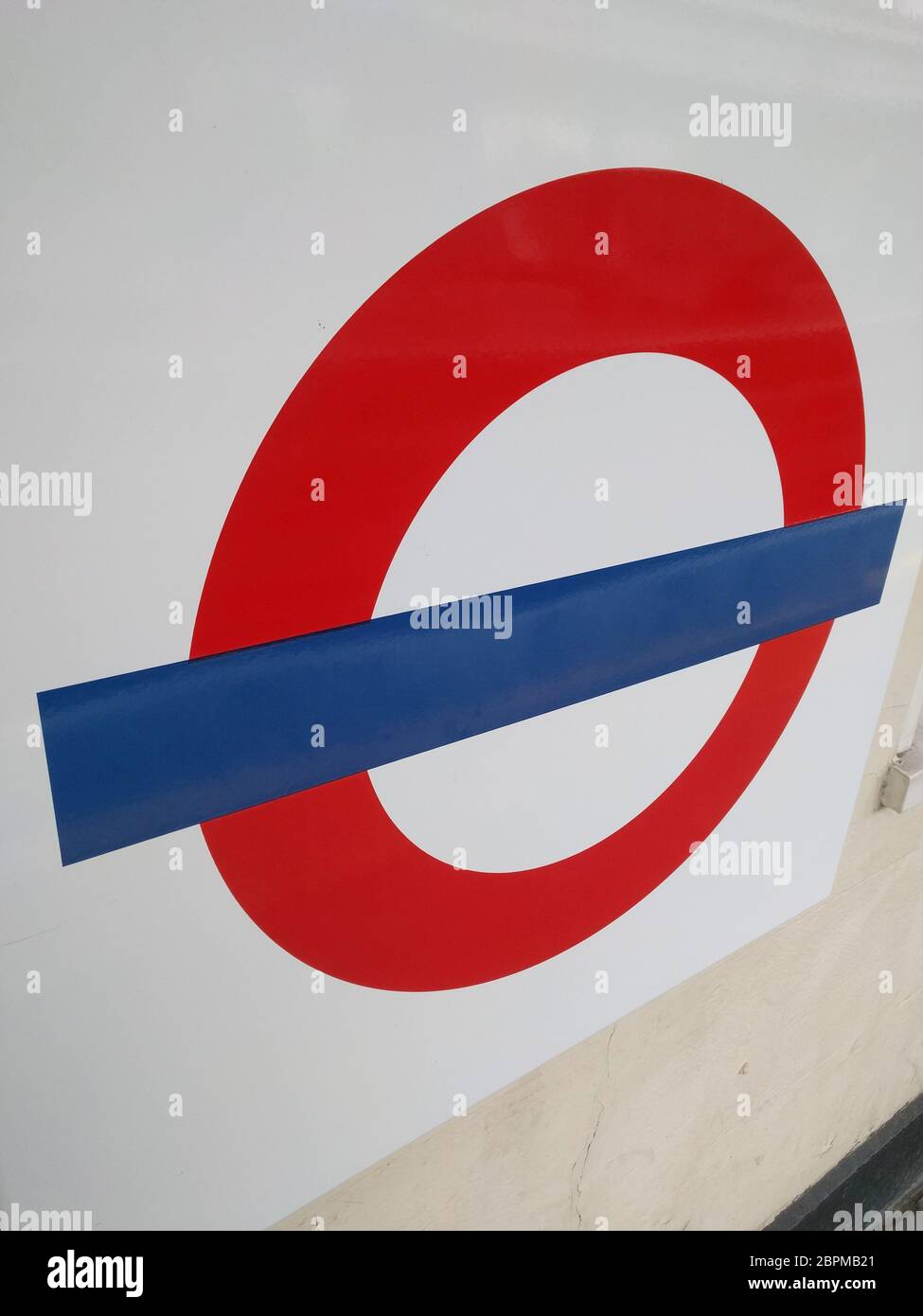 Color image of the underground sign in London, UK Stock Photo - Alamy